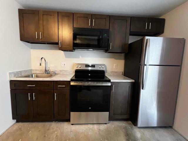 NEW! Basement Rental w Full Kitchen! Please read