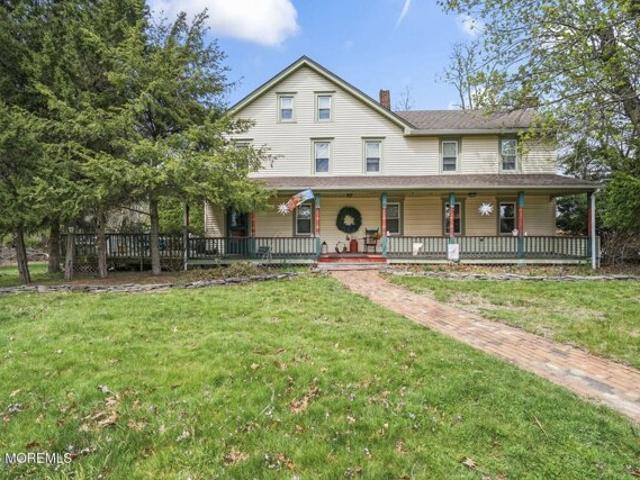 New Bedford Rd, Wall, Home For Sale