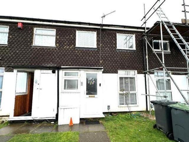 New Bedford Road Area, Gregories Close, Luton, 3 Bedroom Terraced