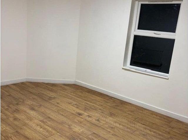 New Bradwell, Milton Keynes MK13, 2 bed flat to rent, £1,250 pcm | PrimeLocation