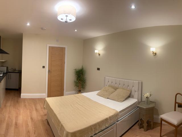 New built large room/studio. Bills included
