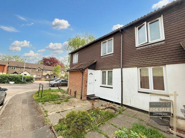 New Garden Drive, West Drayton UB7 Century 21 United Kingdom