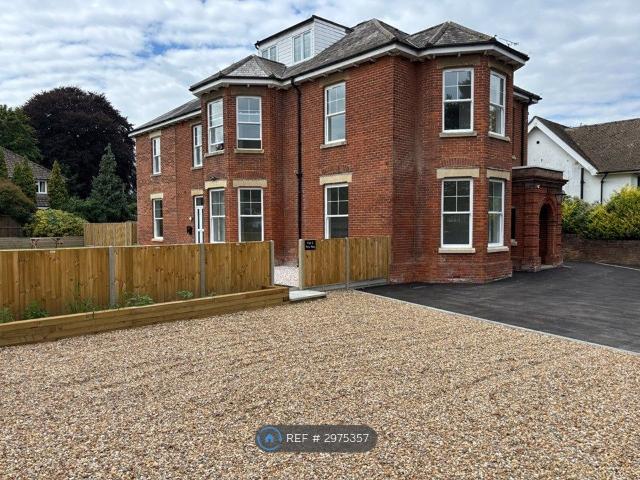 New Dover Road, Canterbury CT1, 1 bed flat to rent, £1,195 pcm | PrimeLocation