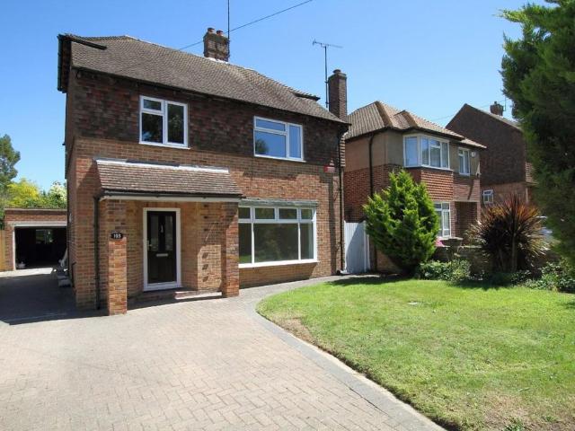 New Dover Road, Canterbury, Kent, CT1 3 bed detached house to rent £1,950 pcm £450 pw