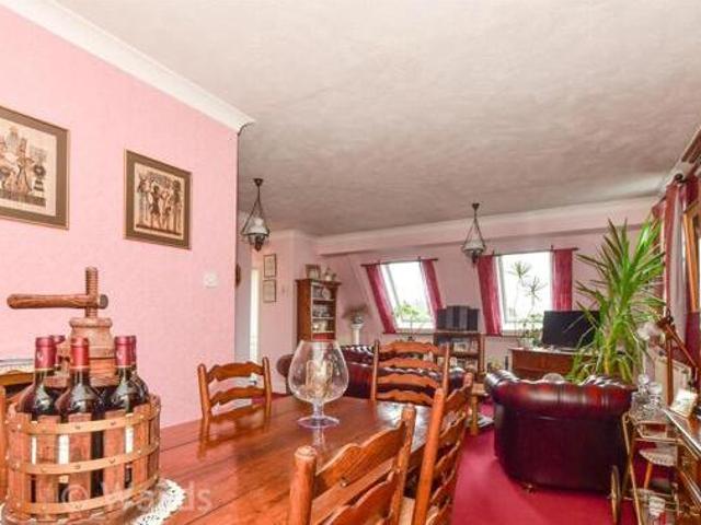 New Dover Road, Canterbury, 2 Bedroom Flat
