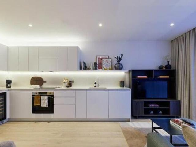 New Drum Street, London, 2 Bedroom Apartment