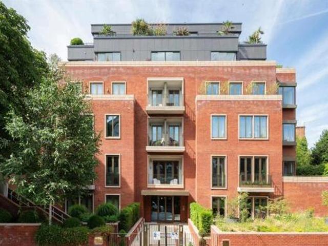 New End, Hampstead, 3 Bedroom Flat