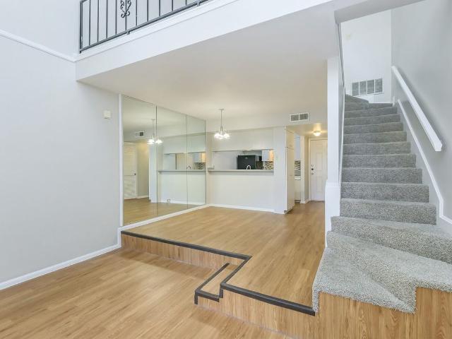 New England Village 1 Bedroom Apartment for Rent at 130 Melrose Pl, San Antonio, TX 78212