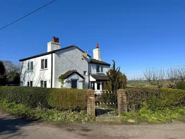 Nice Earles Lane, Wincham, 3 bedroom, Detached