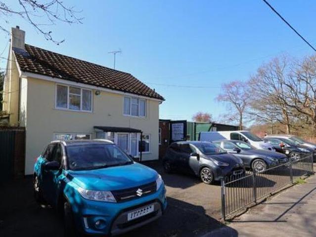 New Forest Car Sales, Ringwood Road, 3 Bedroom Detached