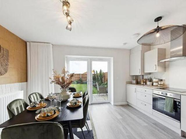 New Fosseway Road, Bristol, 3 Bedroom Terraced