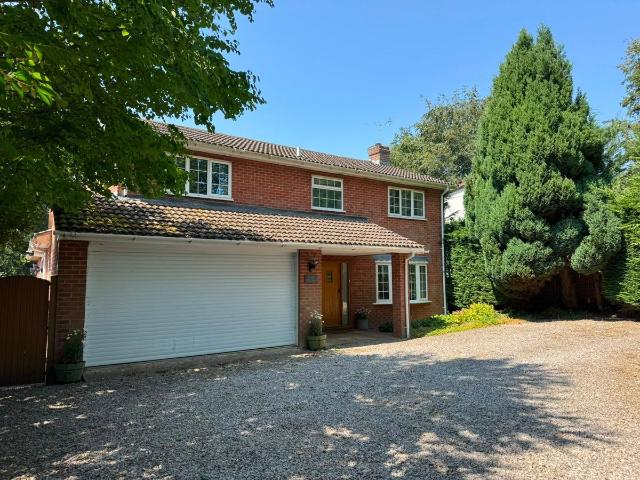 New Farm Road, Alresford, Hampshire SO24, 4 bed detached house to rent, £3,000 pcm | PrimeLocation