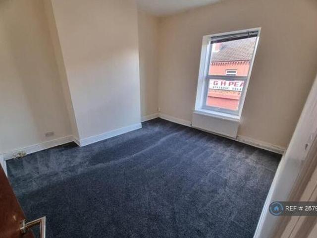 New Ferry Road, Wirral, 3 Bedroom Flat