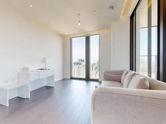 Cozy Flat to rent in Damac Versace Tower Aykon, 71 Bondway.