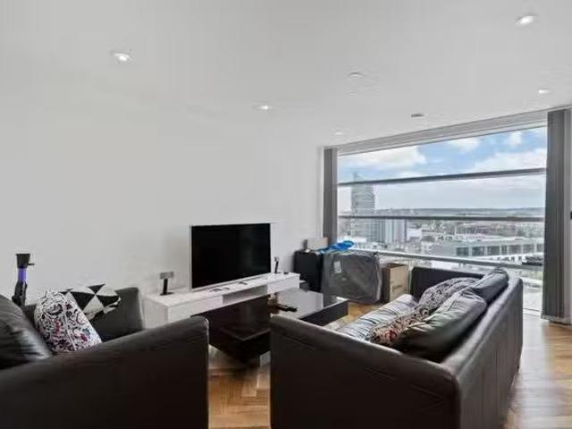 For Rent! Flat to rent in Eagle Point, City Road, London EC1V