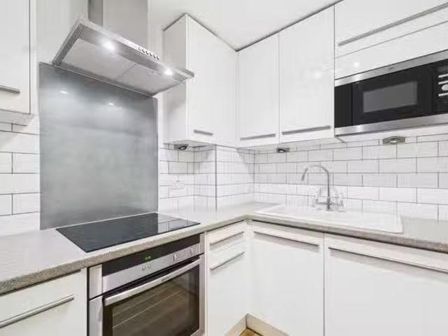 Just in! Flat to rent in Gainsford Street, Shad Thames SE1