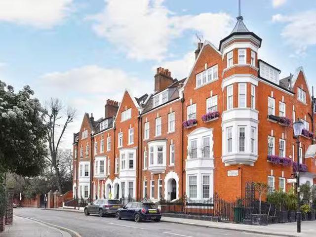 New Flat to rent in Holland Park Road, Kensington W14