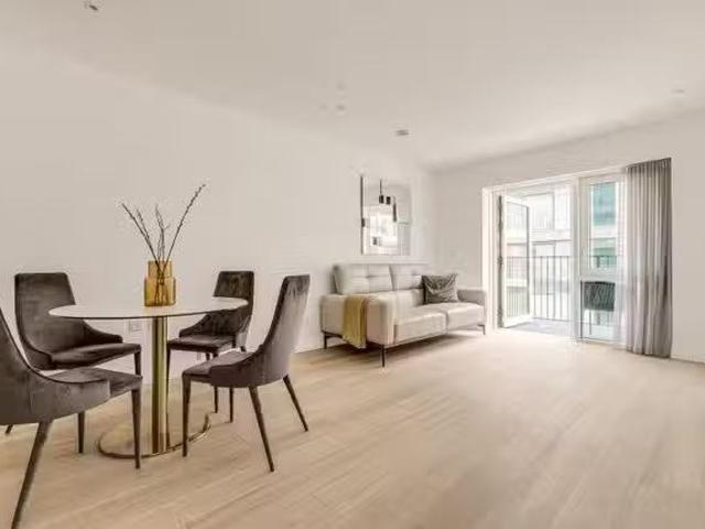 Nice Flat to rent in Westwood Building, 4 Lockgate Road SW6