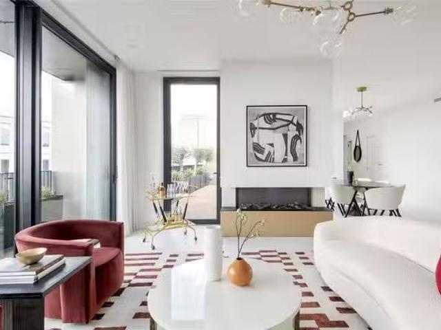 Cheap Flat to rent in Wood Crescent, London W12