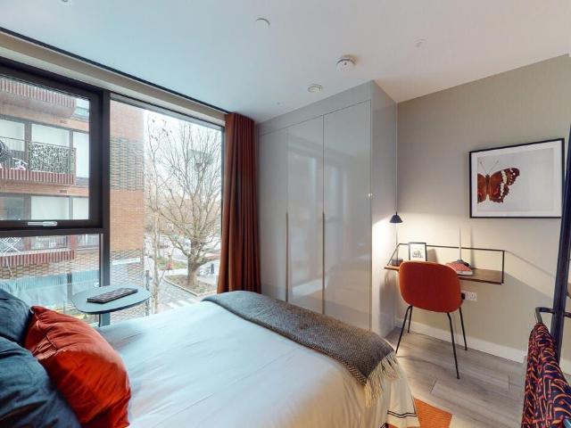 New Kent Road, London SE1, 2 bed flat to rent, £3,171 pcm | PrimeLocation