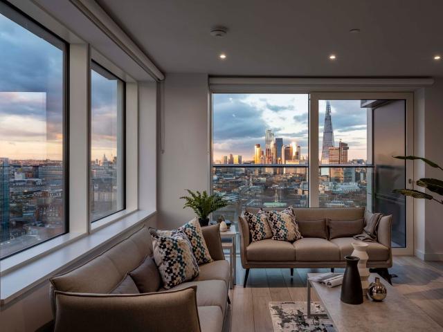 New Kent Road, Walworth SE1, 3 bed flat to rent, £4,385 pcm | PrimeLocation