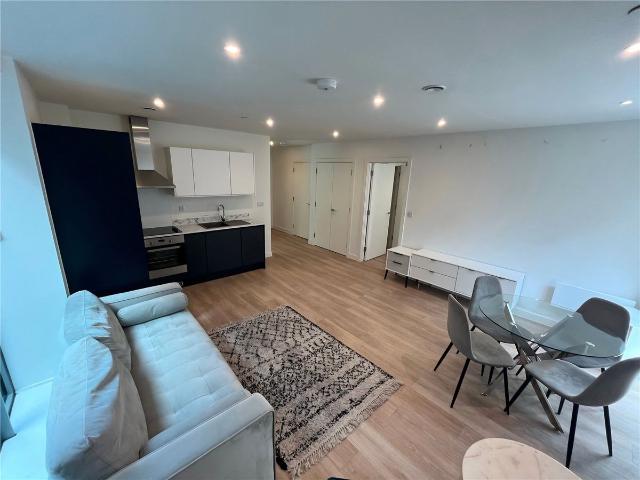 New Kings Head Yard, Salford M3, Studio to rent, £1,350 pcm | PrimeLocation