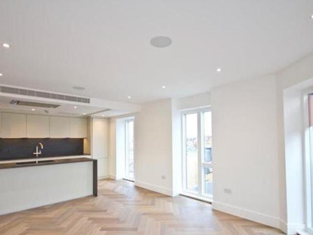 New Kings Road, Fulham, 2 Bedroom Apartment