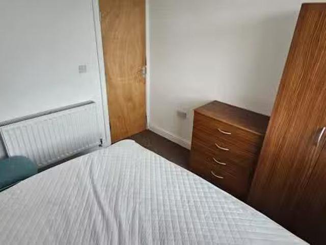 Charming House for rent in King Street, Pontypridd, CF37