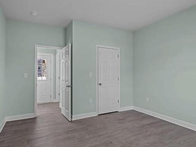 PRIVATE Bathroom! New home in an area with new homes! Only 10 minutes from Southpark Mall, Petersburg Live Casino, VSU and Fort Gregg Adams