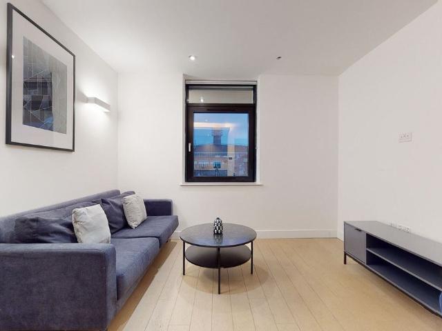 New Horizons Court, Brentford TW8, 1 bed flat to rent, £1,600 pcm | PrimeLocation