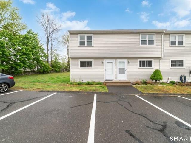 New Haven Rd Apt A, Naugatuck, Home For Sale