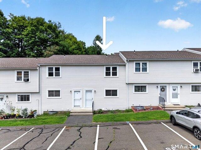 New Haven Rd Apt D, Naugatuck, Home For Sale