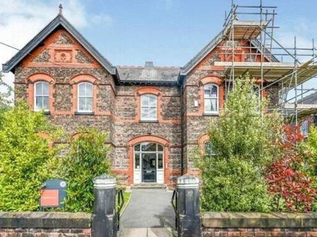 New Hall, Liverpool, 3 Bedroom Flat