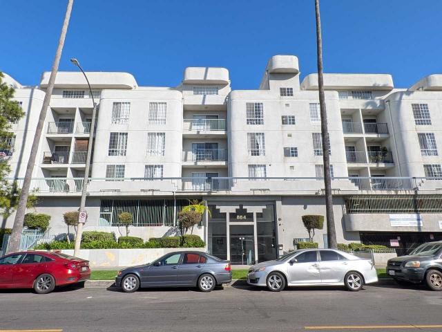New Hampshire Terrace 1 Bedroom Apartment for Rent at 864 S New Hampshire Ave, Los Angeles, CA 90005 Wilshire Center Koreatown