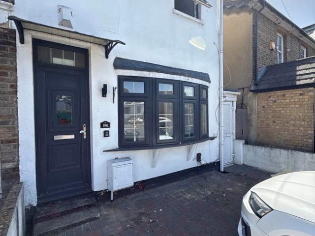 New Heston Road, Hounslow TW5, 5 bed semi detached house to rent, £3,300 pcm | PrimeLocation
