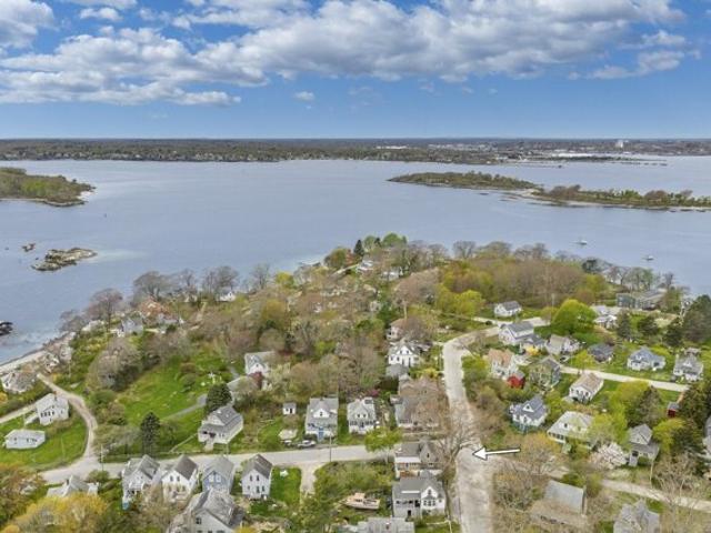 New Island Ave, Portland, Home For Sale