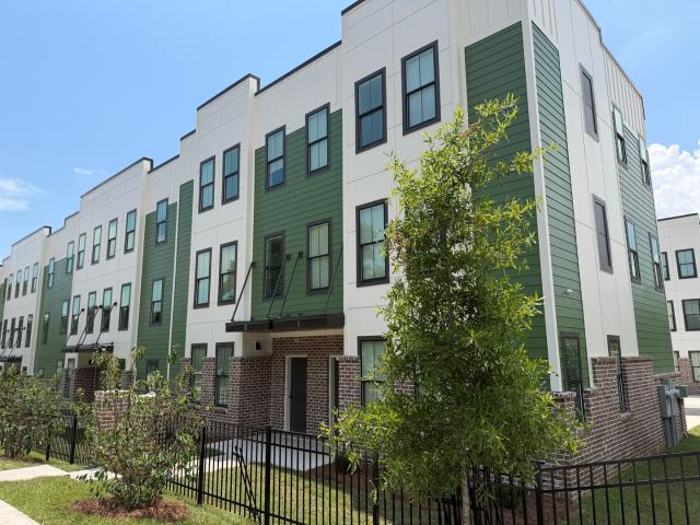 NEW Off Campus for Students!