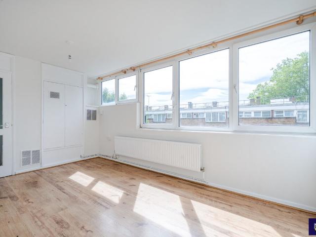 New Orleans Walk N19, Studio to rent, £1,350 pcm | PrimeLocation