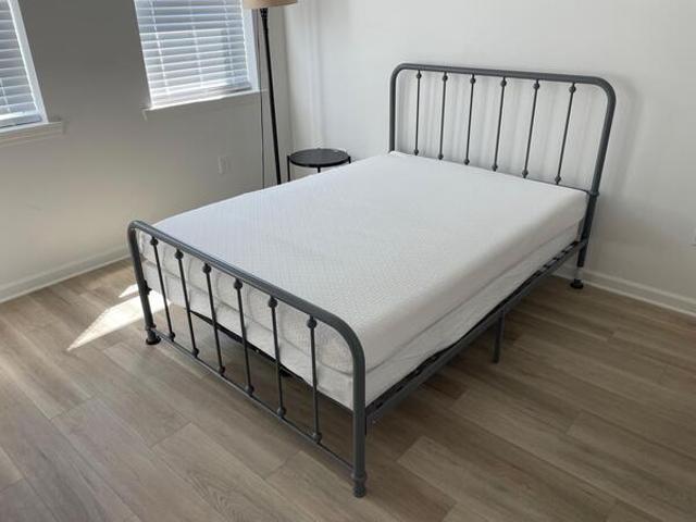 New Orleans Duplex. New Construction. Private Bathroom. Independent Thermostat to control Temp