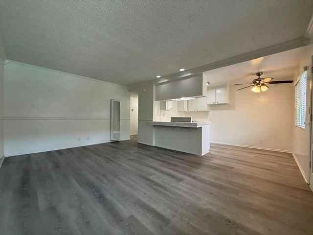 New Orleans II 1 Bedroom Apartment for Rent at 13400 Cordary Ave, Hawthorne, CA 90250 East Hawthorne