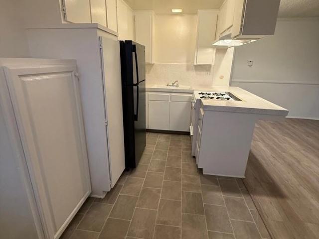 New Orleans II 1 Bedroom Apartment for Rent at 13400 Cordary Ave, Hawthorne, CA 90250 East Hawthorne