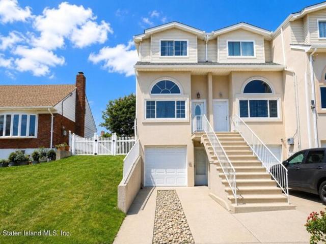 New Ln, Staten Island, Home For Sale