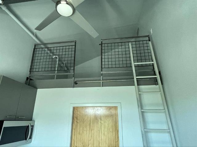 New loft in Snyderville retail bldg