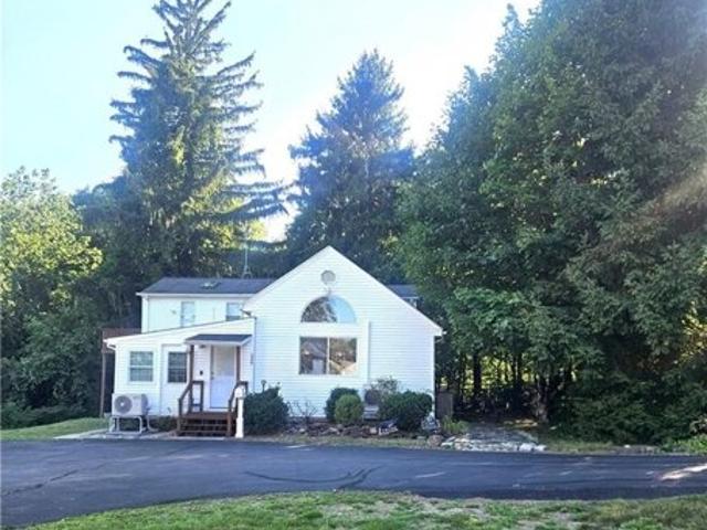 New London Ave, Cranston, Home For Sale