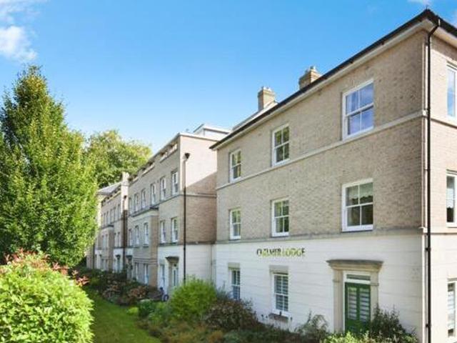 New London Road, Chelmsford, 2 Bedroom Flat