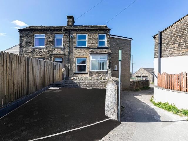 New Laithe Hill, Huddersfield HD4, 3 bed semi detached house to rent, £1,200 pcm | PrimeLocation