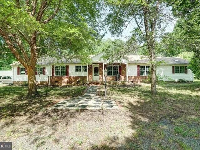 New Line Rd, Gum Spring, Home For Sale