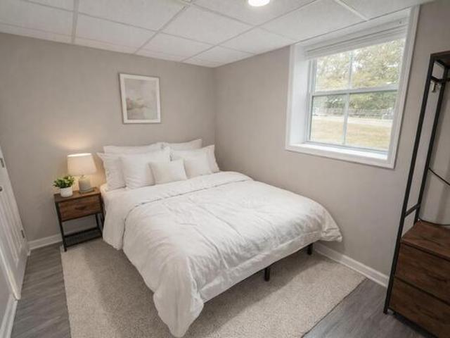 NEW Listing Belvedere Park Near I 285 and everything Decatur has to offer! Don't Miss Out