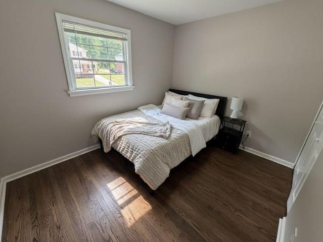 New Listing Collier Heights home Don't Miss this