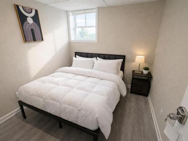 New Listing: Collier Heights property with large windows, spacious rooms! Don't Miss this one!